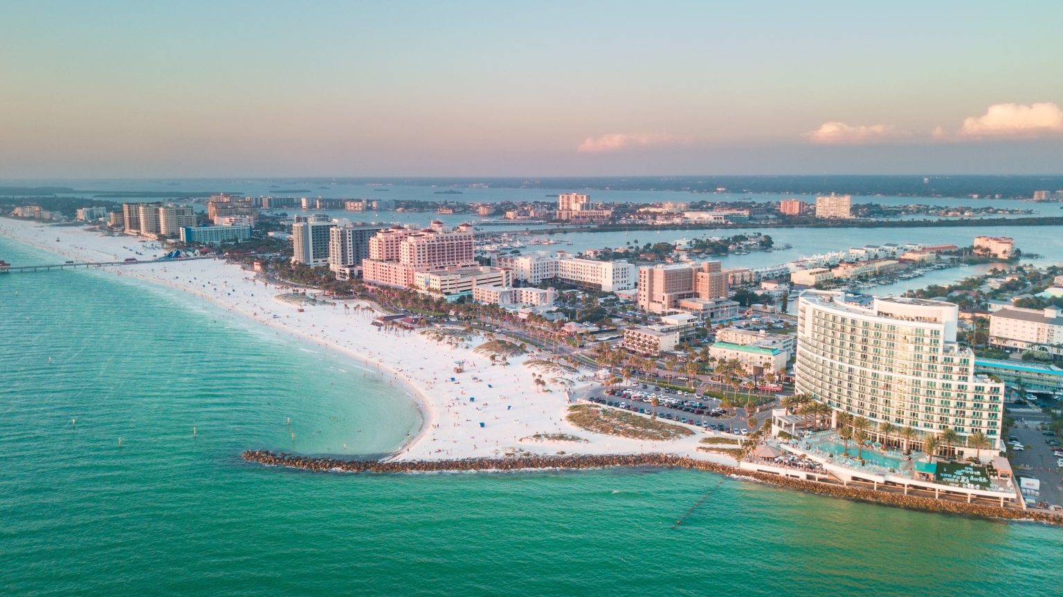 11 Safest Beaches in Florida – https://guideforflorida.com