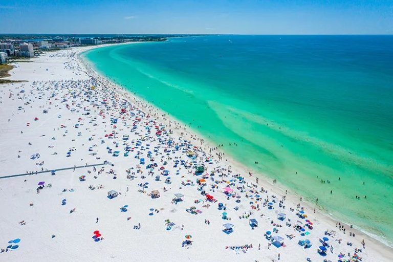 11 Best Walkable Beach Towns in Florida – https://guideforflorida.com